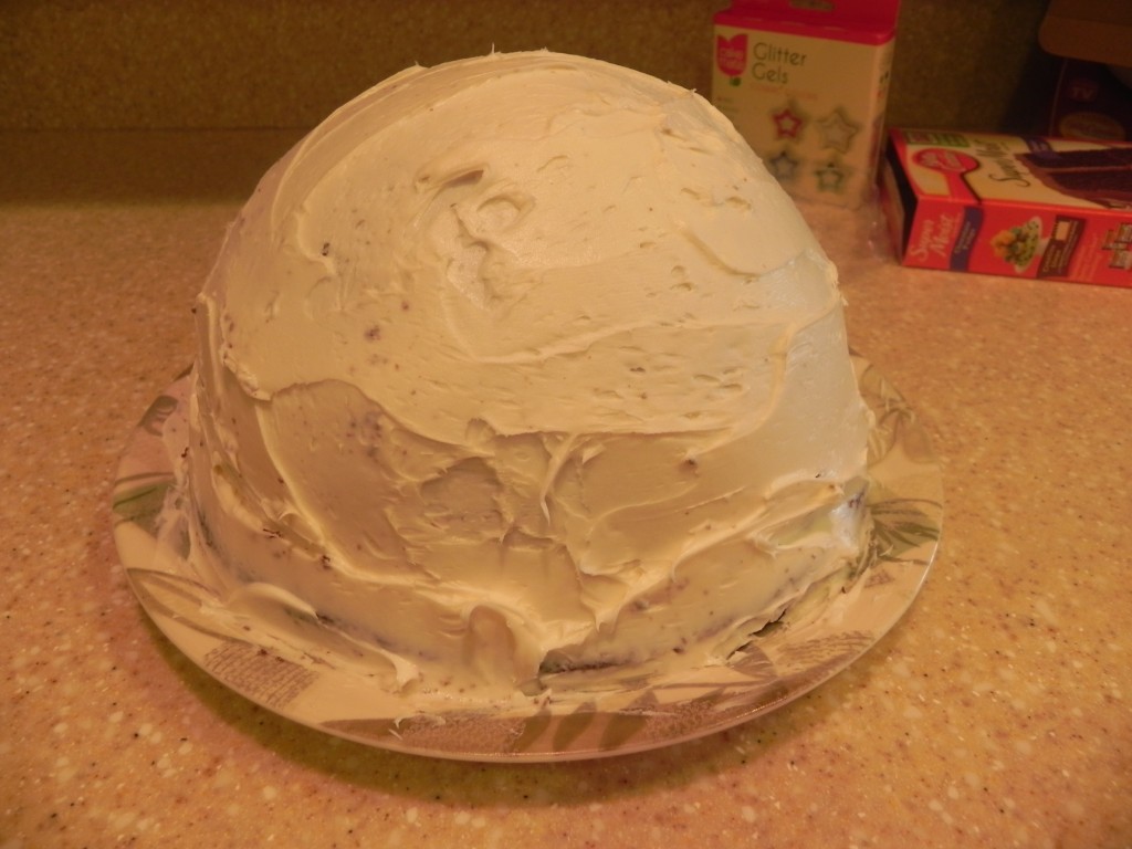 Easy Recipes-How to Make a Baseball Cake - The Mom Maven