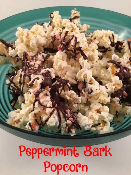 Peppermint Bark Popcorn - The Mom Maven
